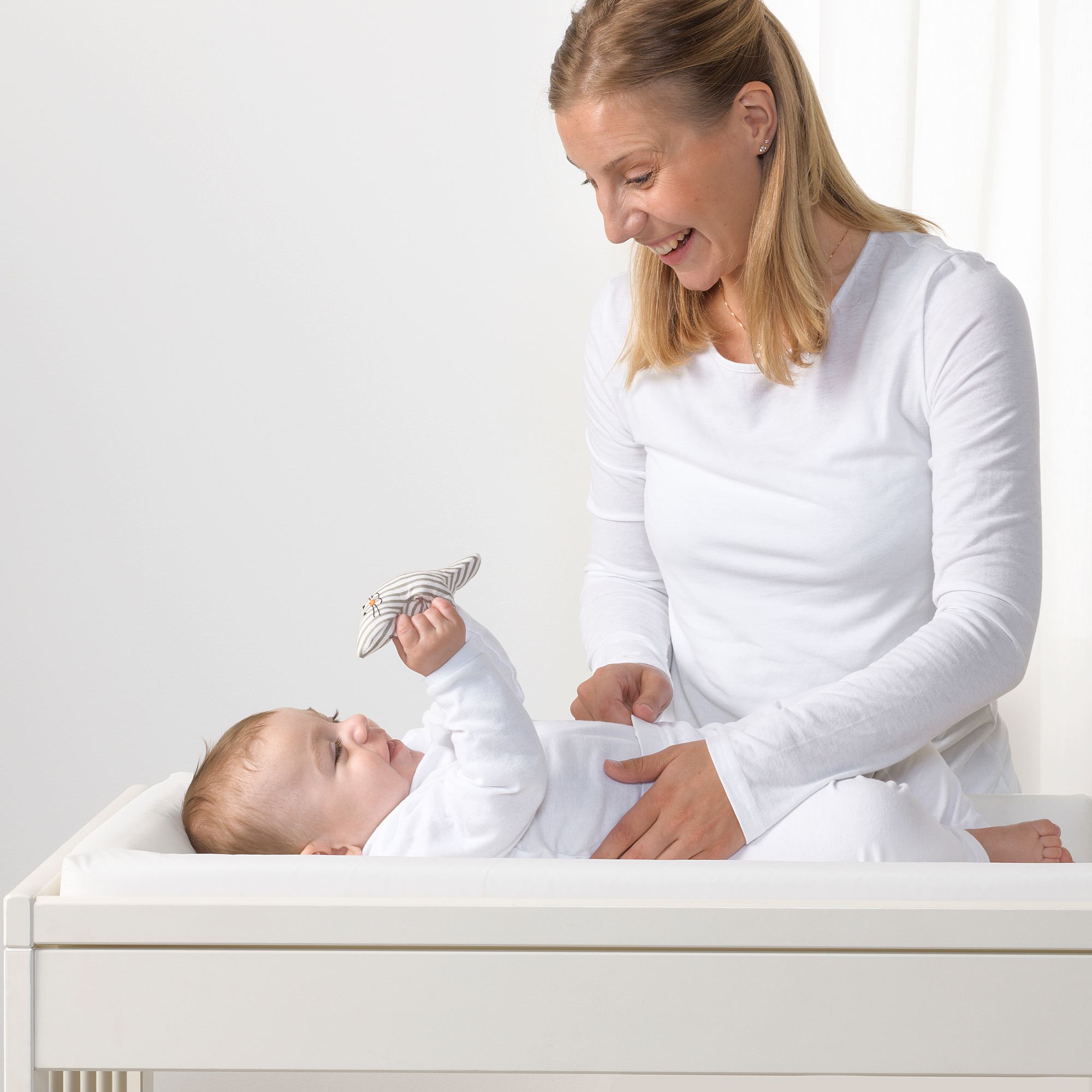 VADRA white 48x74 cm babycare mat - 80226137 | IKEA