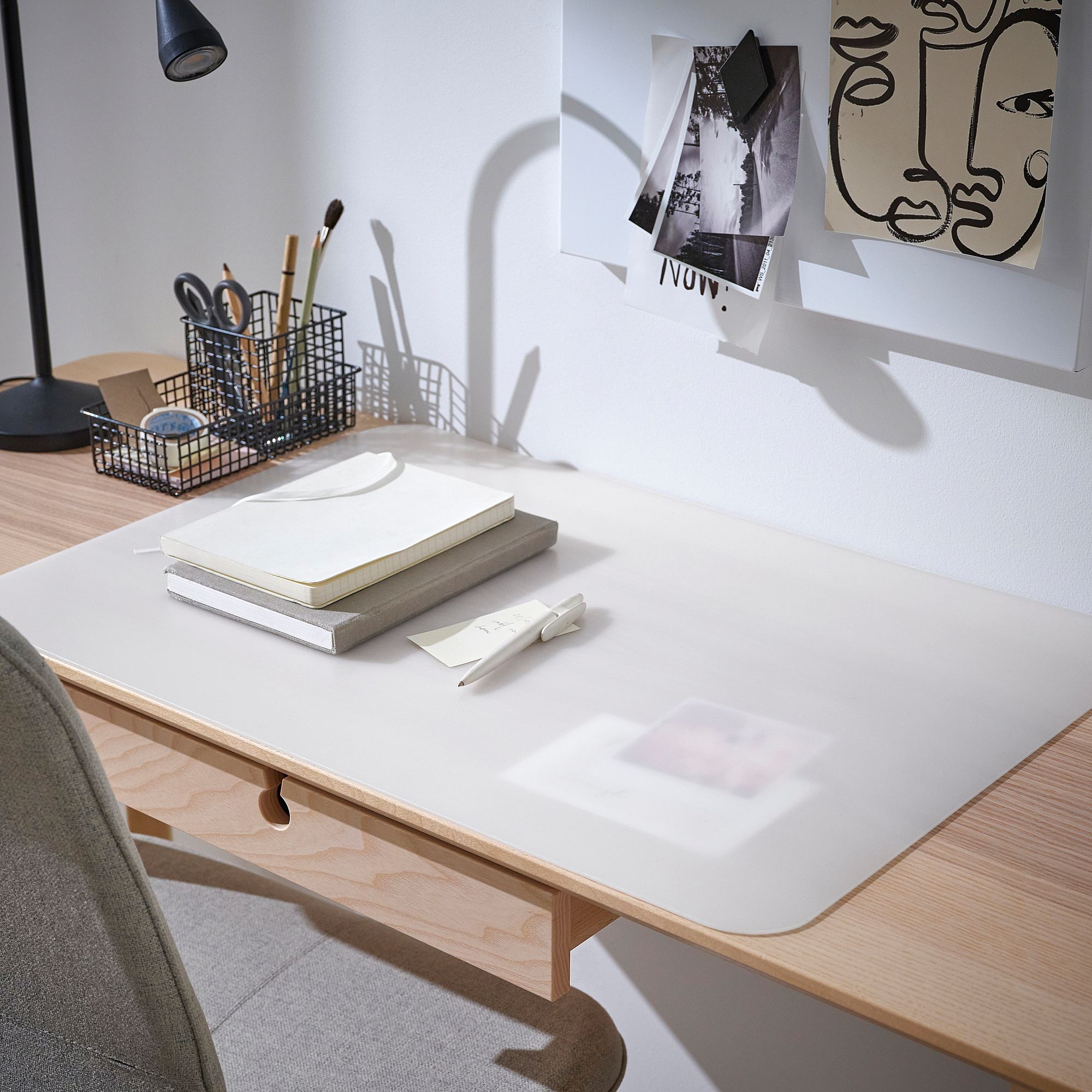 PLÖJA white/transparent 65x45 cm desk pad - 10520892 | IKEA