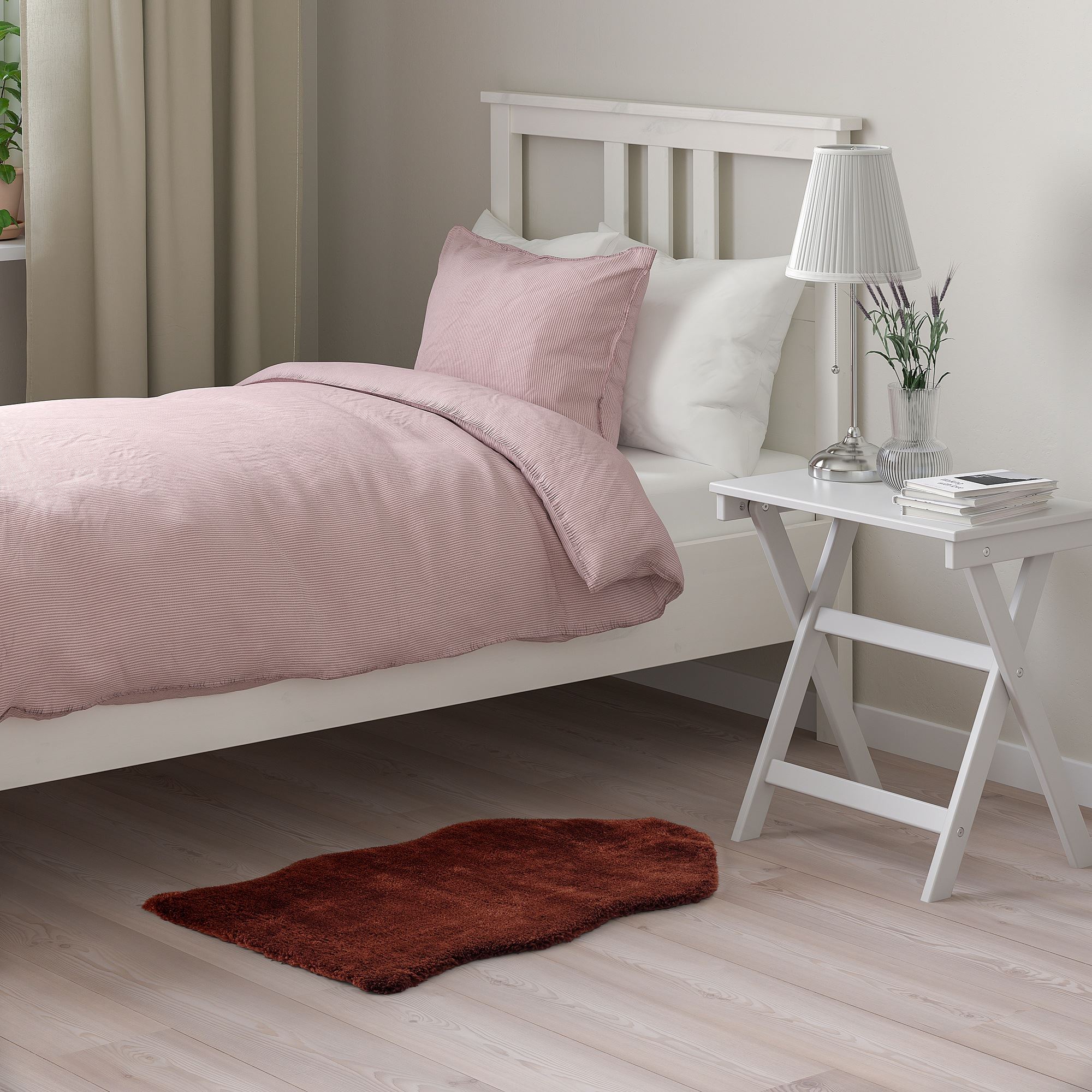 TOFTLUND red 55x85 cm faux sheepskin - 00532824 | IKEA