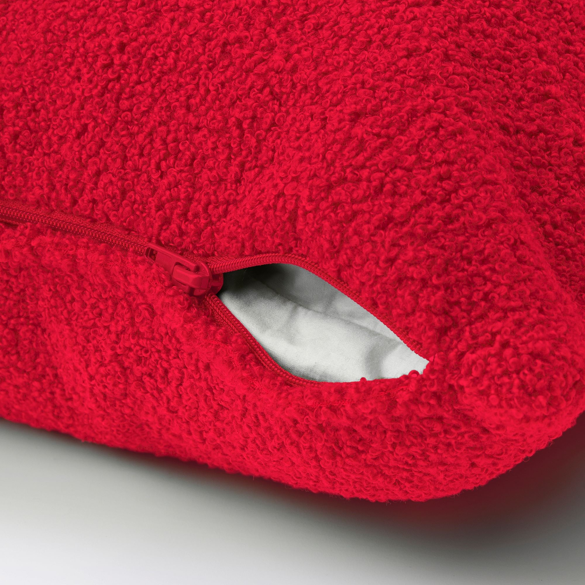 VINTERFINT red 50x50 cm cushion cover - 00553487 | IKEA