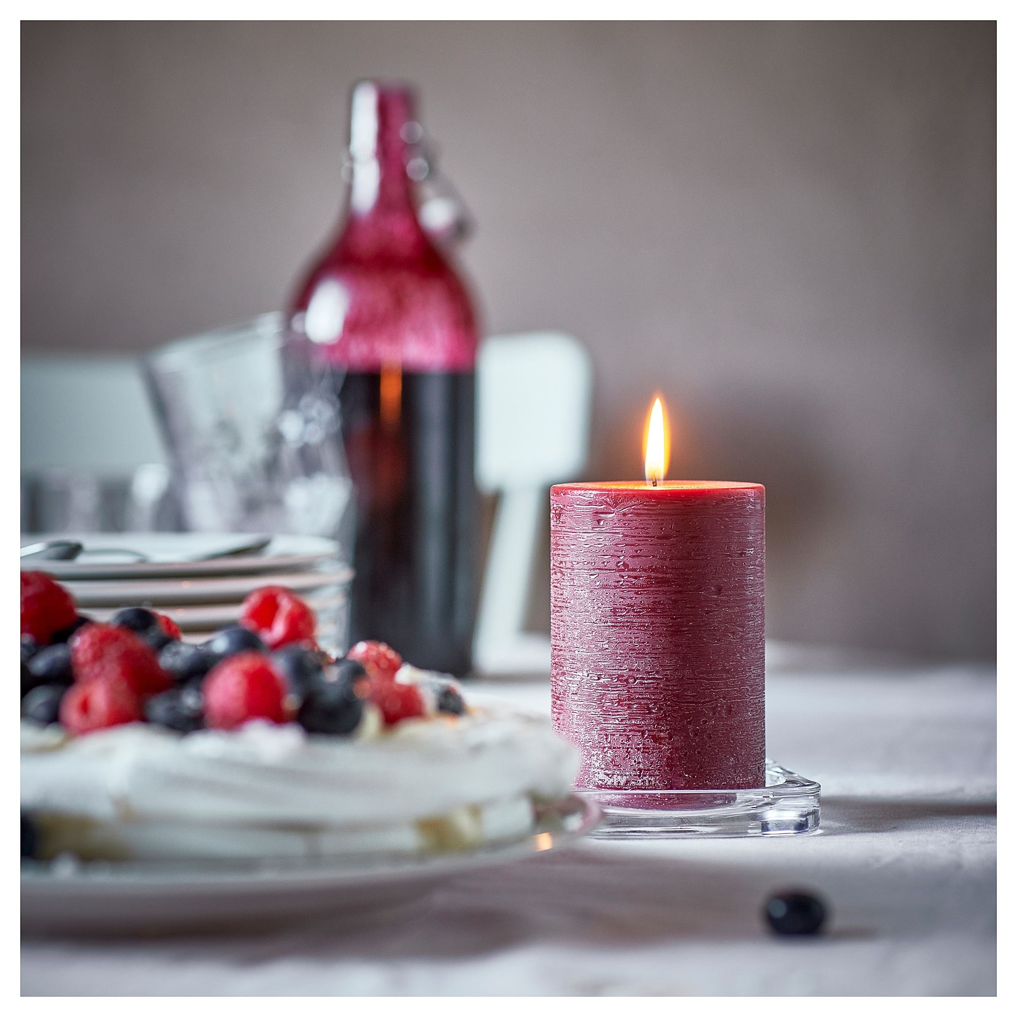 STÖRTSKÖN red 30 hr scented block candle - 10502275 | IKEA