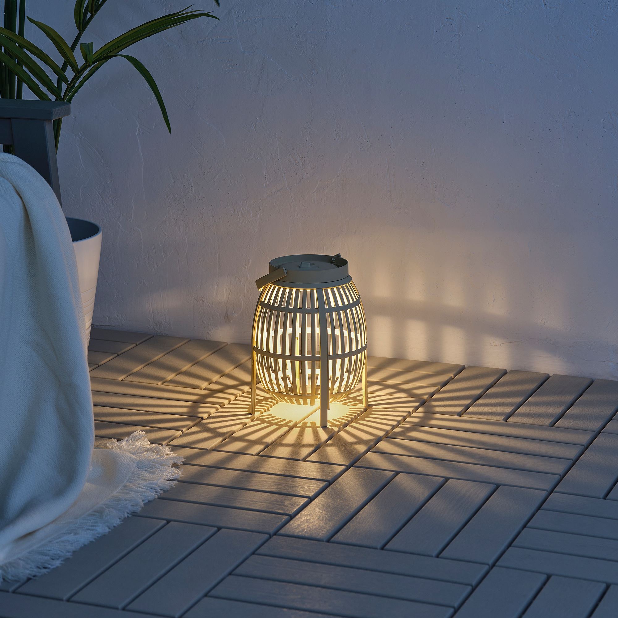 SOLVINDEN bej 24 cm LED'li masa lambası - 70571874 | IKEA