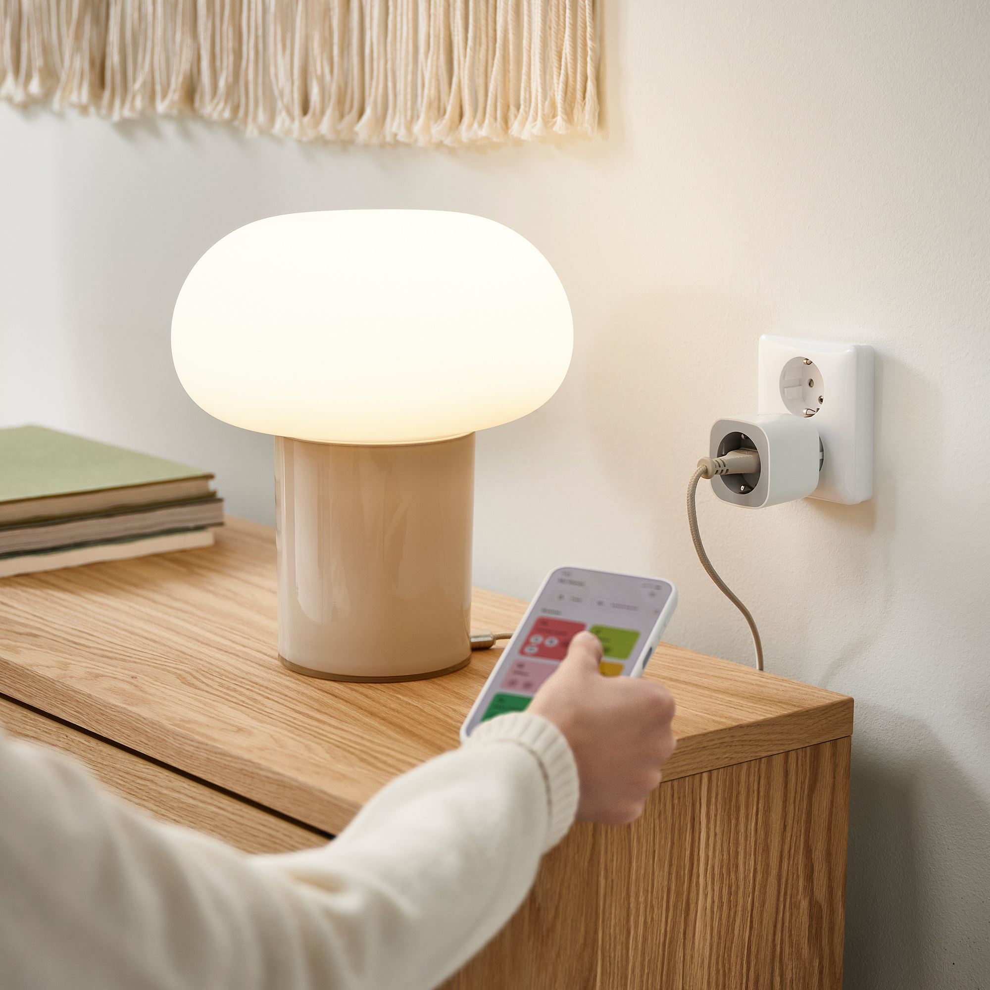 INSPELNING white smart plug - 00569836 | IKEA