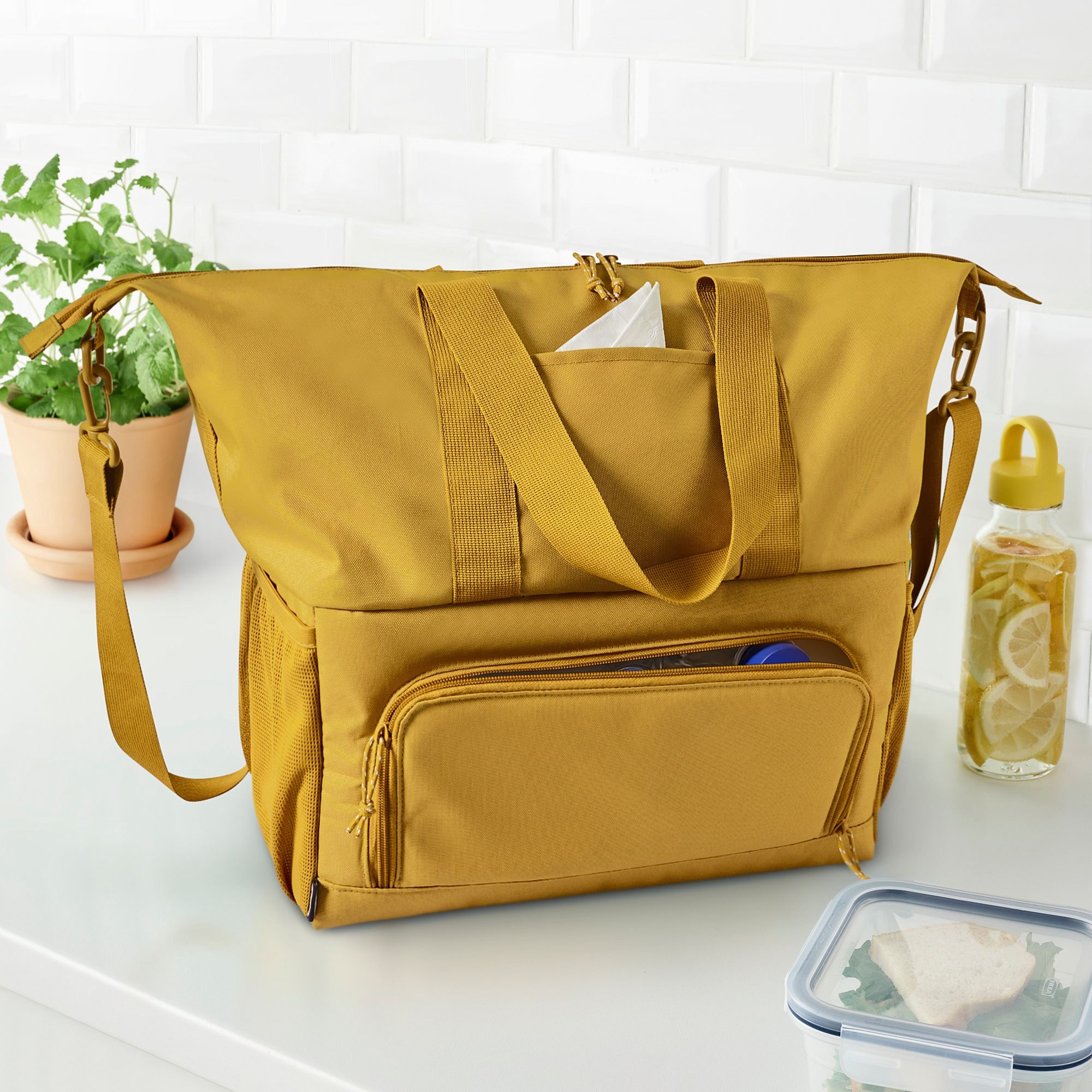 KLOTPIL sarı 38x24x40 cm soğutucu çanta - 00586379 | IKEA