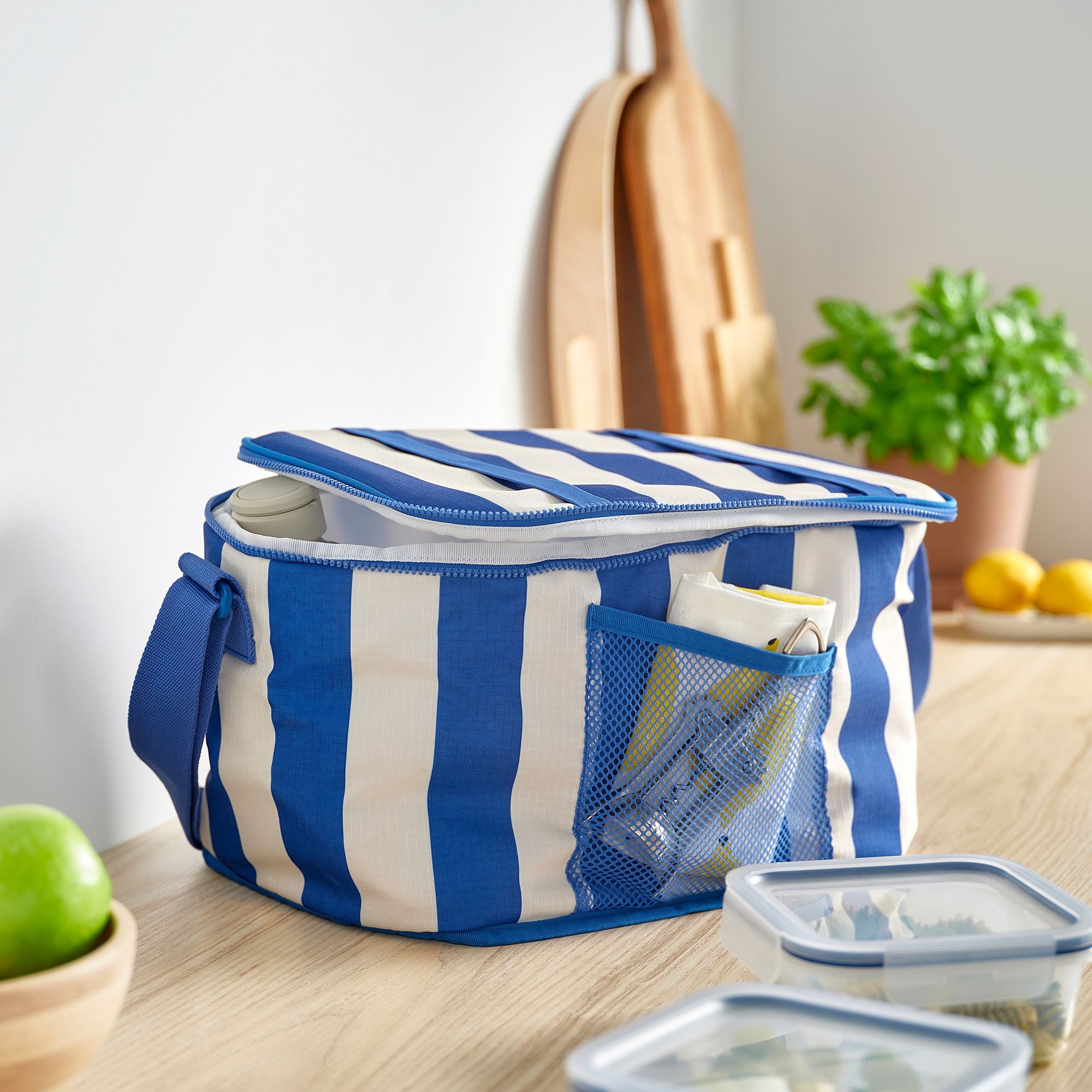 PILLERSTARR desenli-mavi 38x22x26 cm soğutucu çanta - 50597342 | IKEA