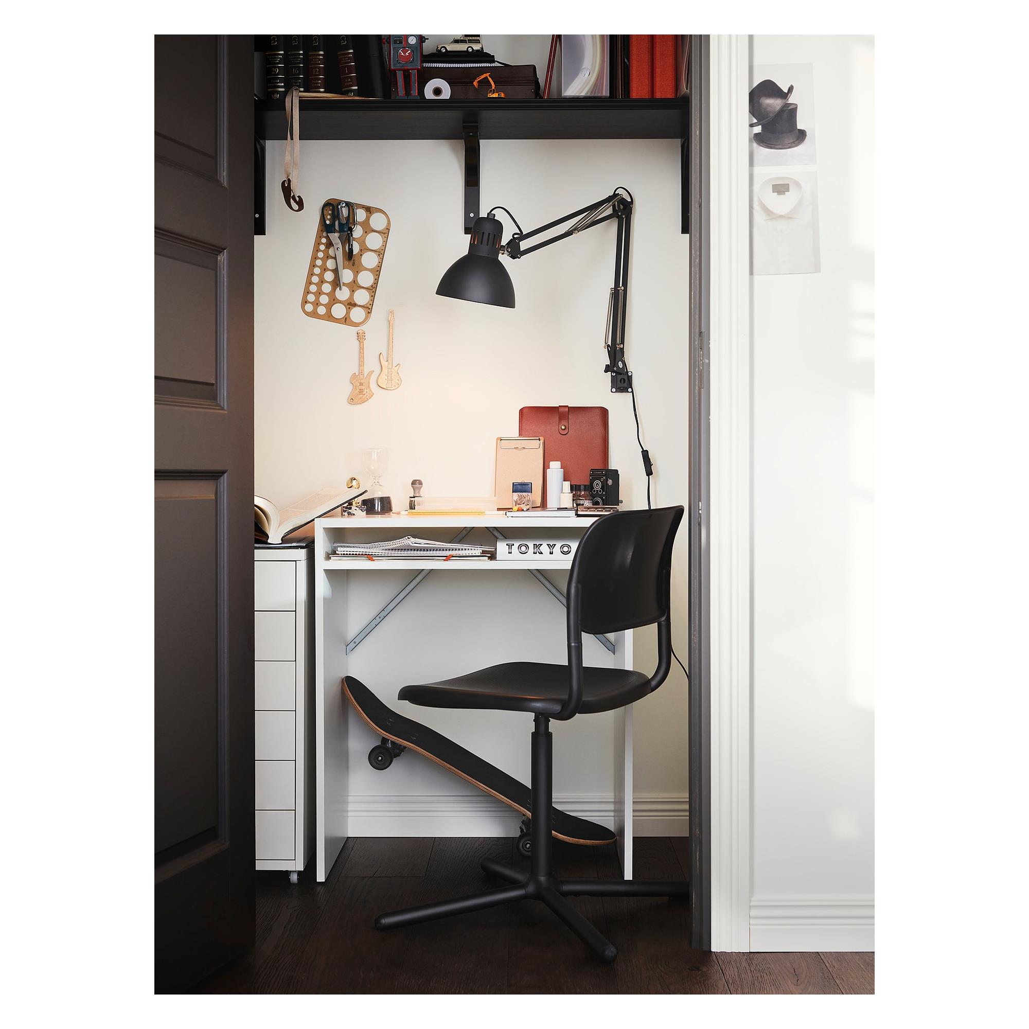 TORALD/SMALLEN beyaz-siyah çalışma masası ve sandalye - 69488574 | IKEA